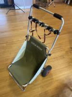 La boutique Jama Photo - Chariots de transport, Eckla